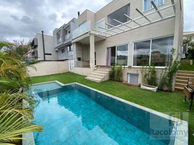 Casa / Sobrado em Condomínio para Locação em Santana de Parnaíba/SP Alphaville 4 Quartos