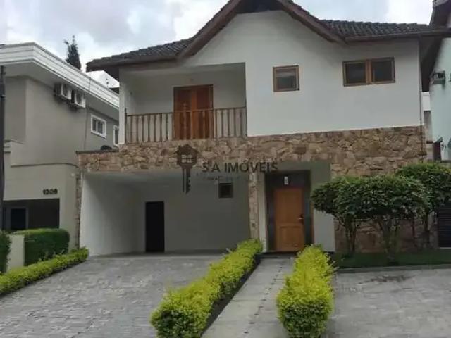 Casa / Sobrado em Condomínio para Locação em Santana de Parnaíba/SP Alphaville 4 Quartos