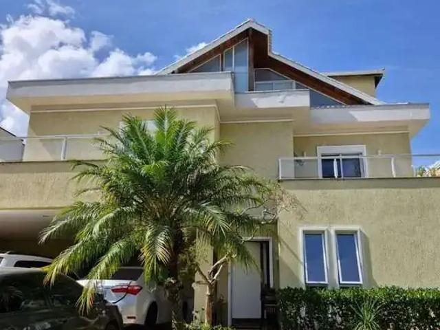 Casa / Sobrado em Condomínio para Locação em Santana de Parnaíba/SP Alphaville 4 Quartos