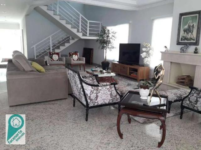 Casa / Sobrado em Condomínio para Locação em Santana de Parnaíba/SP Alphaville 4 Quartos