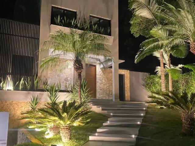 Casa / Sobrado em Condomínio para Locação em Santana de Parnaíba/SP Alphaville 4 Quartos