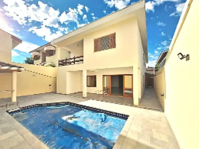 Casa / Sobrado em Condomínio para Locação em Santana de Parnaíba/SP Alphaville 4 Quartos