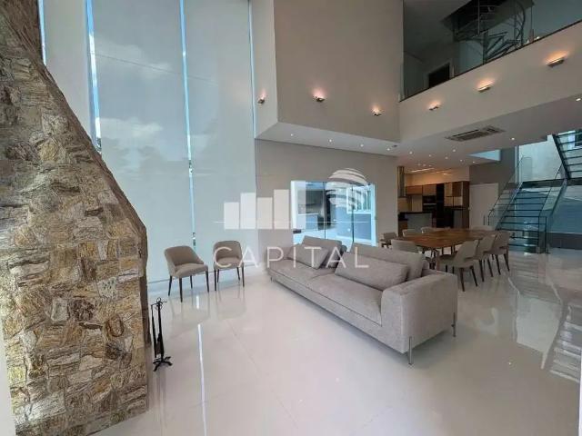 Casa / Sobrado em Condomínio para Locação em Santana de Parnaíba/SP Alphaville 4 Quartos