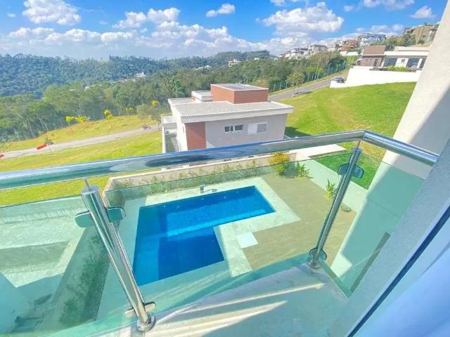 Casa / Sobrado em Condomínio para Locação em Santana de Parnaíba/SP Alphaville 4 Quartos