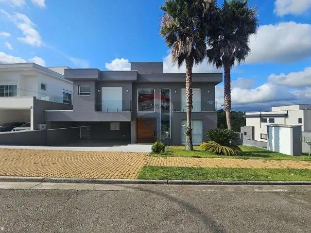 Casa / Sobrado em Condomínio para Locação em Santana de Parnaíba/SP Alphaville 4 Quartos