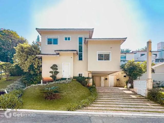 Casa / Sobrado em Condomínio para Locação em Santana de Parnaíba/SP Alphaville 4 Quartos