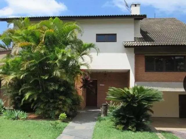 Casa / Sobrado em Condomínio para Locação em Santana de Parnaíba/SP Alphaville 4 Quartos