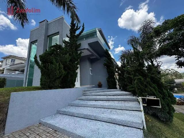 Casa / Sobrado em Condomínio para Locação em Santana de Parnaíba/SP Alphaville 4 Quartos