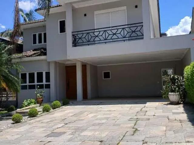 Casa / Sobrado em Condomínio para Locação em Santana de Parnaíba/SP Alphaville 4 Quartos