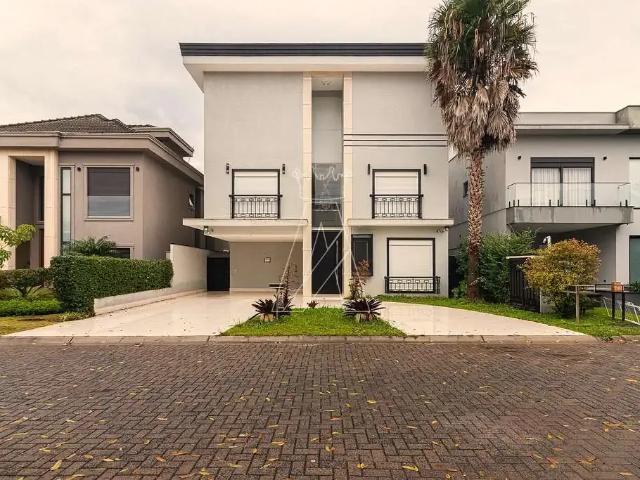 Casa / Sobrado em Condomínio para Locação em Santana de Parnaíba/SP Alphaville 4 Quartos