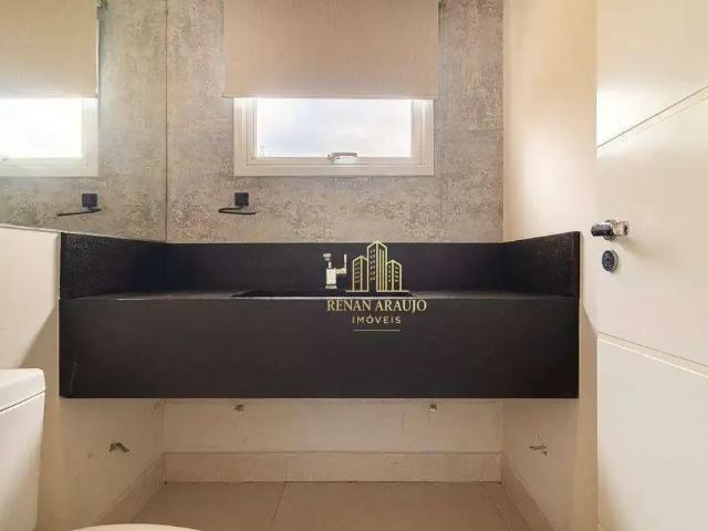 Casa / Sobrado em Condomínio para Locação em Santana de Parnaíba/SP Alphaville 4 Quartos