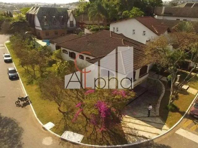 Casa / Sobrado em Condomínio para Locação em Santana de Parnaíba/SP Alphaville 4 Quartos