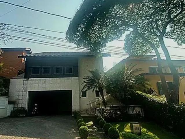 Casa / Sobrado em Condomínio para Locação em Santana de Parnaíba/SP Alphaville 4 Quartos