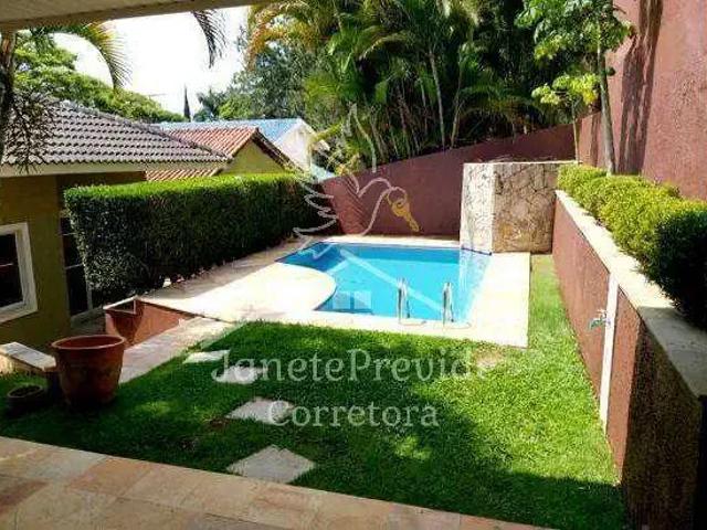 Casa / Sobrado em Condomínio para Locação em Santana de Parnaíba/SP Alphaville 4 Quartos