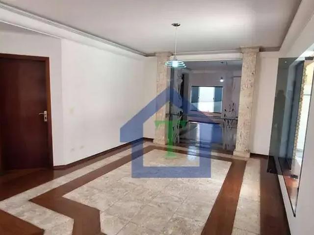 Casa / Sobrado em Condomínio para Locação em Santana de Parnaíba/SP Alphaville 4 Quartos