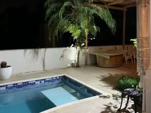 Casa / Sobrado em Condomínio para Locação em Santana de Parnaíba/SP Alphaville 4 Quartos