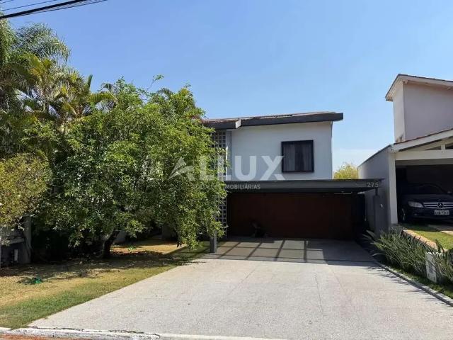 Casa / Sobrado em Condomínio para Locação em Santana de Parnaíba/SP Alphaville 4 Quartos