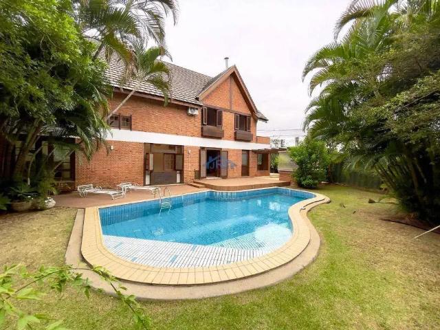Casa / Sobrado em Condomínio para Locação em Santana de Parnaíba/SP Alphaville 4 Quartos