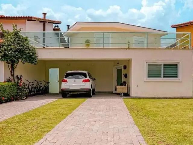 Casa / Sobrado em Condomínio para Locação em Santana de Parnaíba/SP Alphaville 4 Quartos