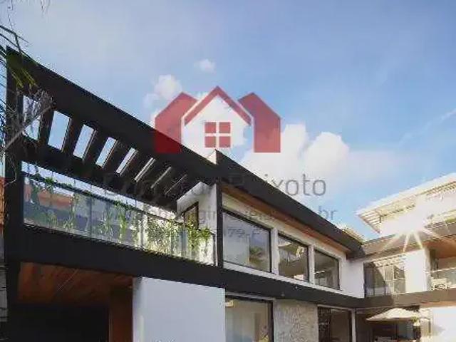 Casa / Sobrado em Condomínio para Locação em Santana de Parnaíba/SP Alphaville 4 Quartos