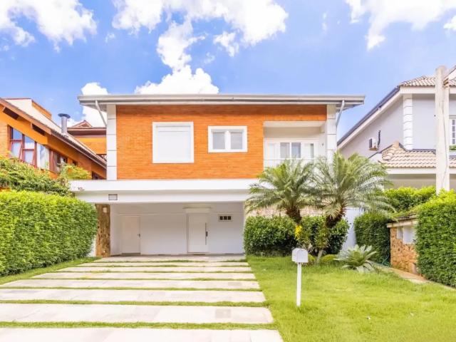 Casa / Sobrado em Condomínio para Locação em Santana de Parnaíba/SP Alphaville 4 Quartos
