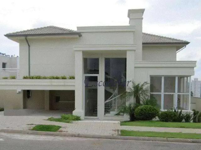 Casa / Sobrado em Condomínio para Locação em Santana de Parnaíba/SP Alphaville 4 Quartos