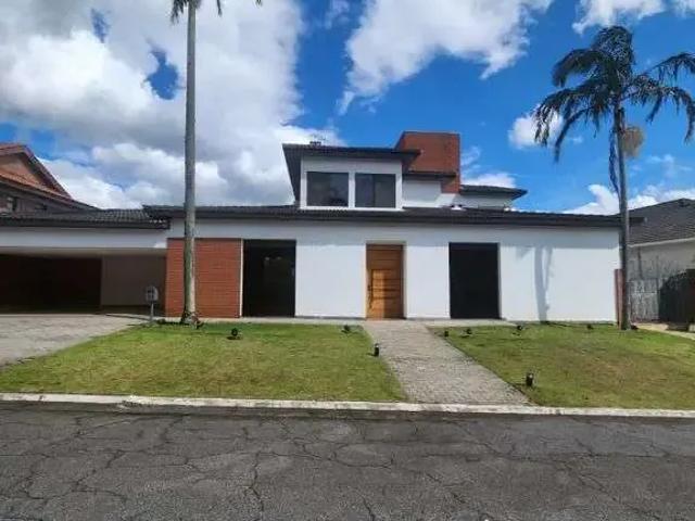 Casa / Sobrado em Condomínio para Locação em Santana de Parnaíba/SP Alphaville Residencial 5 4 Quartos