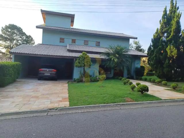 Casa / Sobrado em Condomínio para Locação em Santana de Parnaíba/SP Alphaville 4 Quartos