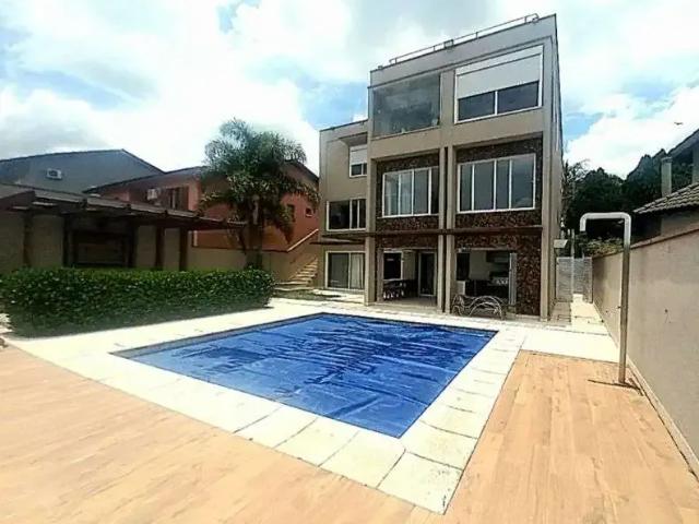 Casa / Sobrado em Condomínio para Locação em Santana de Parnaíba/SP Alphaville 4 Quartos