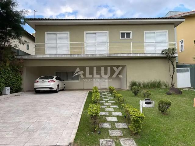 Casa / Sobrado em Condomínio para Locação em Santana de Parnaíba/SP Alphaville 4 Quartos