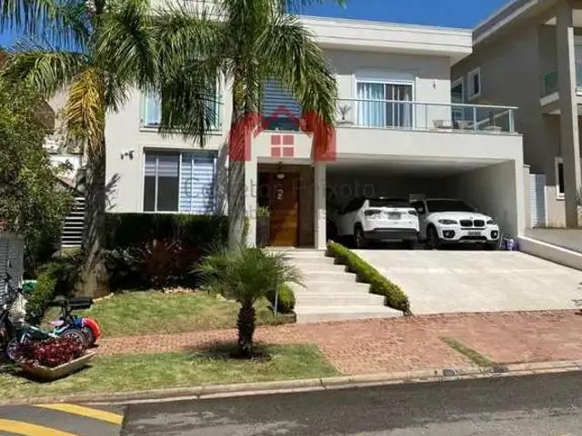 Casa / Sobrado em Condomínio para Locação em Santana de Parnaíba/SP Alphaville 4 Quartos
