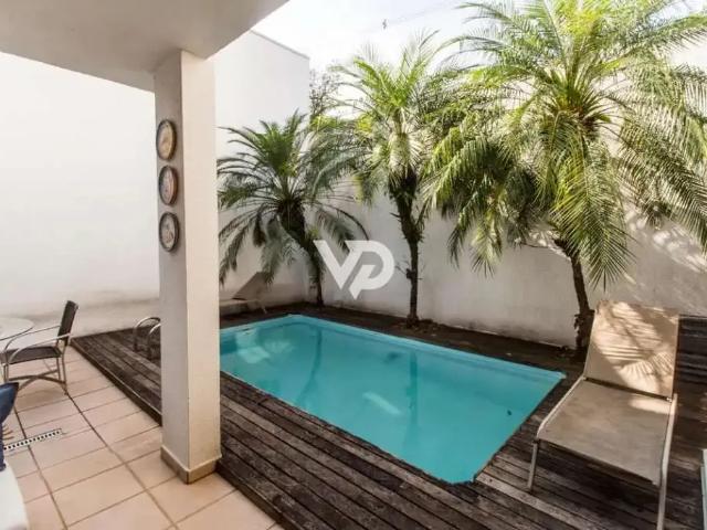 Casa / Sobrado em Condomínio para Locação em Santana de Parnaíba/SP Alphaville 4 Quartos