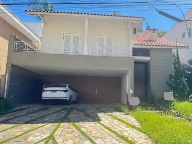 Casa / Sobrado em Condomínio para Locação em Santana de Parnaíba/SP Alphaville 4 Quartos