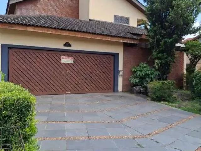 Casa / Sobrado em Condomínio para Locação em Santana de Parnaíba/SP Alphaville 4 Quartos