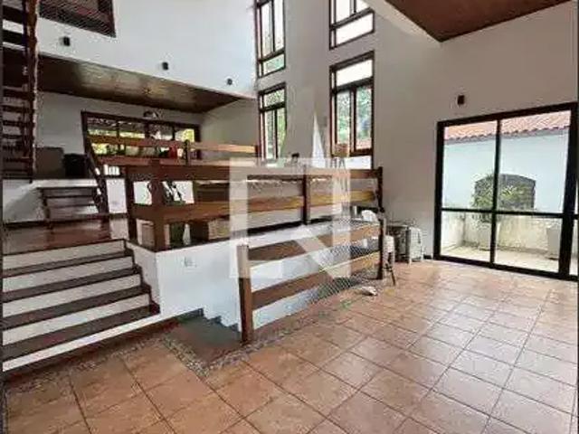 Casa / Sobrado em Condomínio para Locação em Santana de Parnaíba/SP Alphaville 4 Quartos