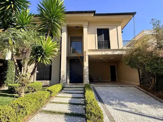 Casa / Sobrado em Condomínio para Locação em Santana de Parnaíba/SP Alphaville 4 Quartos