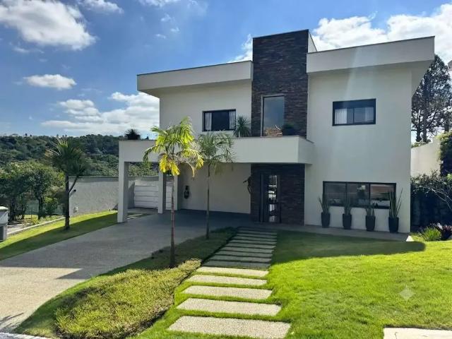 Casa / Sobrado em Condomínio para Locação em Santana de Parnaíba/SP Alphaville 5 Quartos