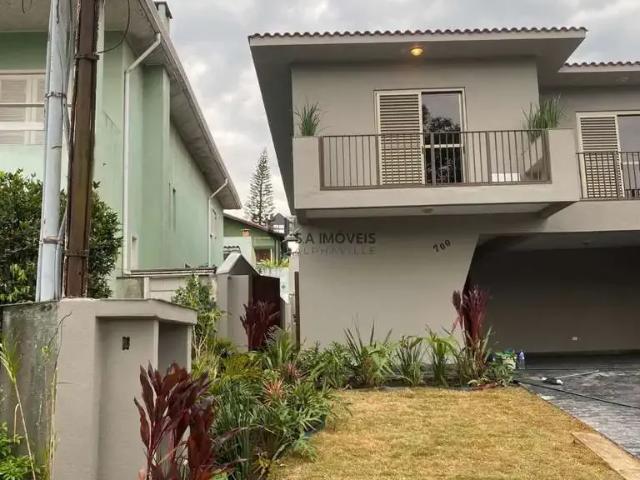 Casa / Sobrado em Condomínio para Locação em Santana de Parnaíba/SP Alphaville 5 Quartos