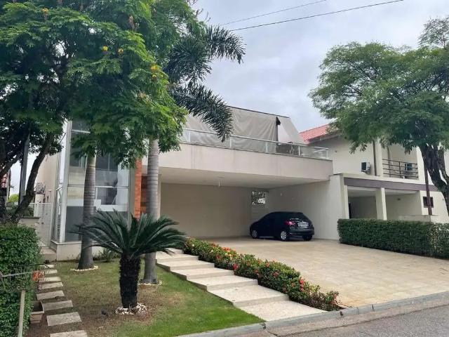Casa / Sobrado em Condomínio para Locação em Santana de Parnaíba/SP Alphaville 5 Quartos