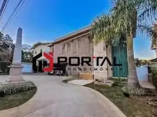 Casa / Sobrado em Condomínio para Locação em Santana de Parnaíba/SP Alphaville 5 Quartos