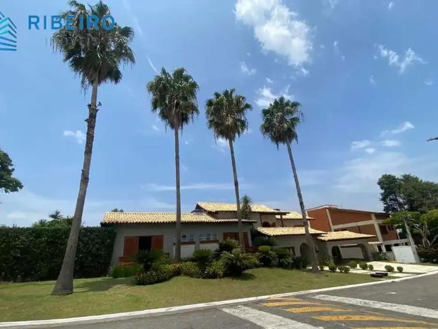 Casa / Sobrado em Condomínio para Locação em Santana de Parnaíba/SP Alphaville 5 Quartos