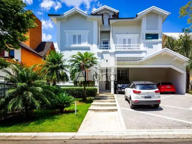 Casa / Sobrado em Condomínio para Locação em Santana de Parnaíba/SP Alphaville 5 Quartos