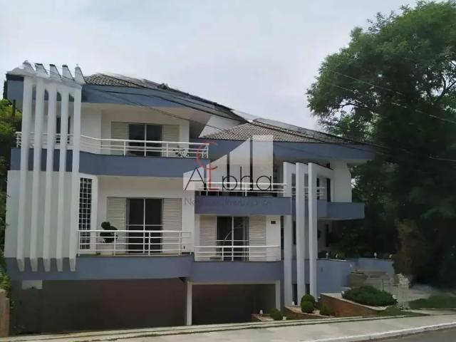 Casa / Sobrado em Condomínio para Locação em Santana de Parnaíba/SP Alphaville 5 Quartos