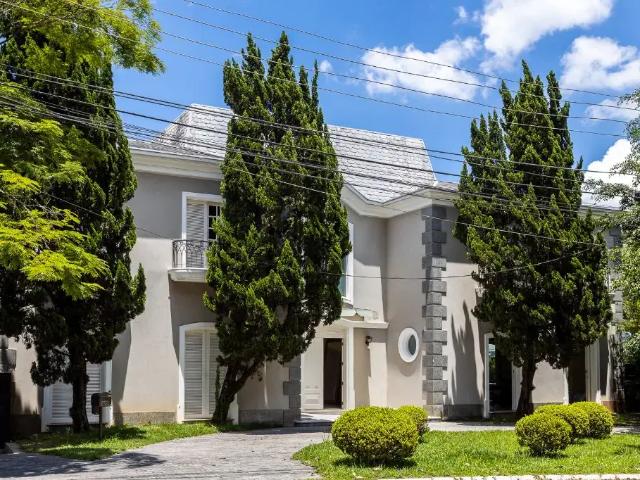 Casa / Sobrado em Condomínio para Locação em Santana de Parnaíba/SP Alphaville 7 Quartos