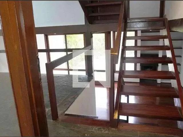 Casa / Sobrado em Condomínio para Locação em Santana de Parnaíba/SP Alphaville 2 Quartos