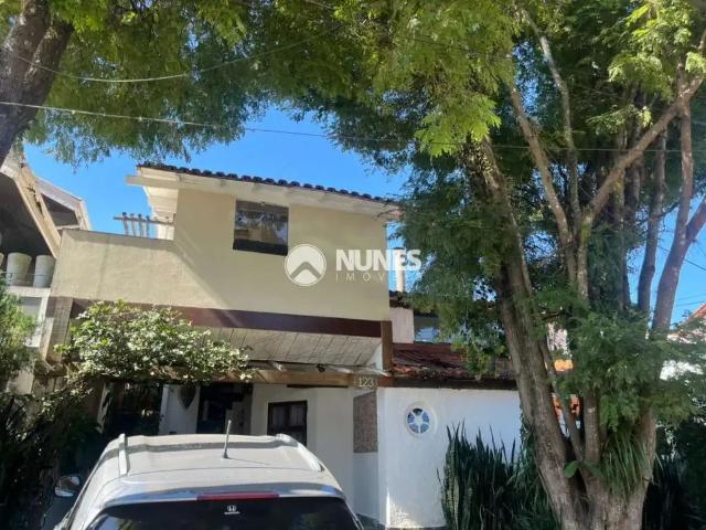 Casa / Sobrado em Condomínio para Locação em Santana de Parnaíba/SP Alphaville 3 Quartos