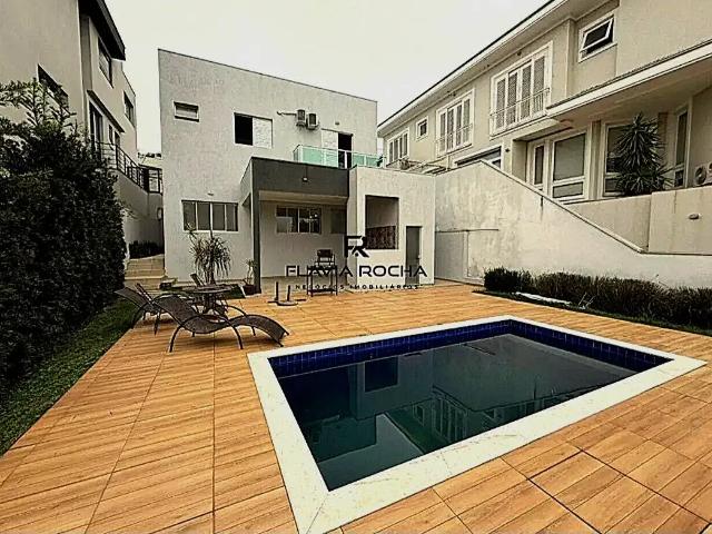 Casa / Sobrado em Condomínio para Locação em Santana de Parnaíba/SP Alphaville 3 Quartos