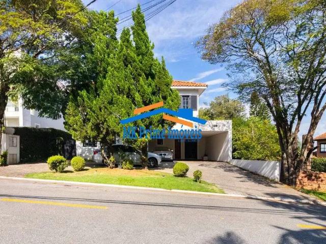 Casa / Sobrado em Condomínio para Locação em Santana de Parnaíba/SP Alphaville 3 Quartos