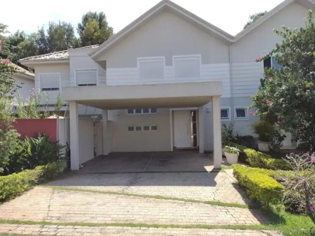 Casa / Sobrado em Condomínio para Locação em Santana de Parnaíba/SP Alphaville 3 Quartos
