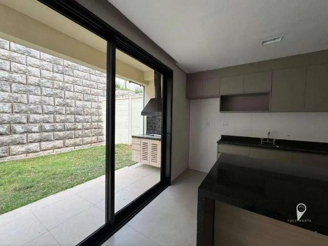 Casa / Sobrado em Condomínio para Locação em Santana de Parnaíba/SP Alphaville 3 Quartos